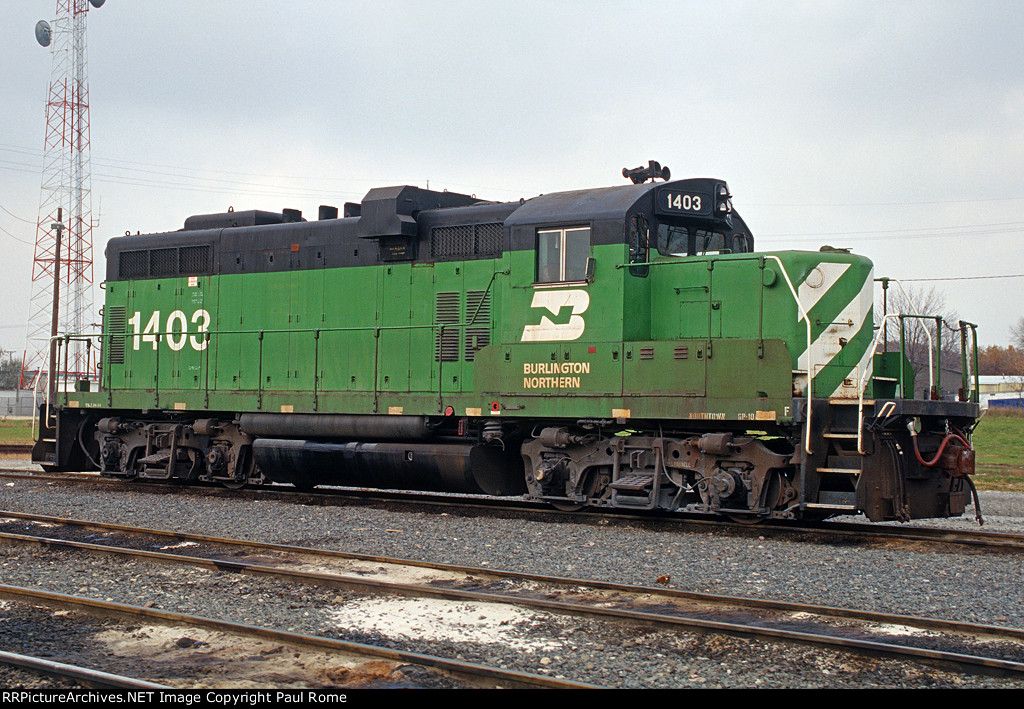BN 1403, EMD GP10, at BN's Eola Yard